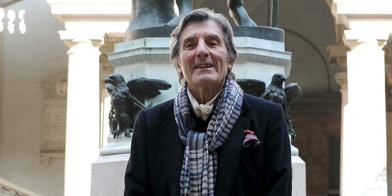 5 datos poco conocidos de Emanuel Ungaro - Harper's Bazaar