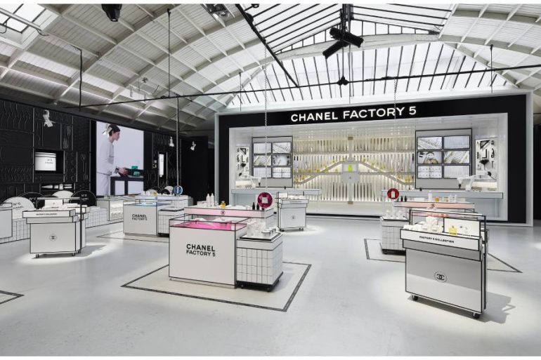 Vive la experiencia Chanel Factory 5