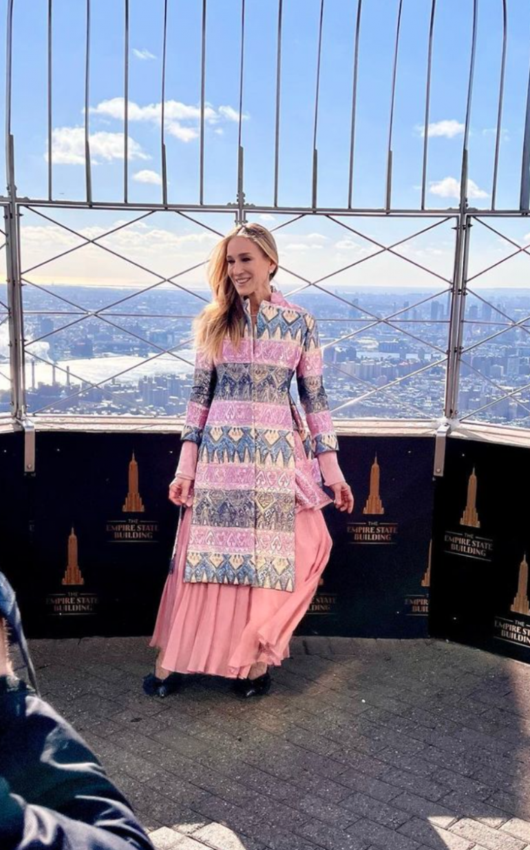 Sarah Jessica Parker se suma a la tendencia del 'layering'